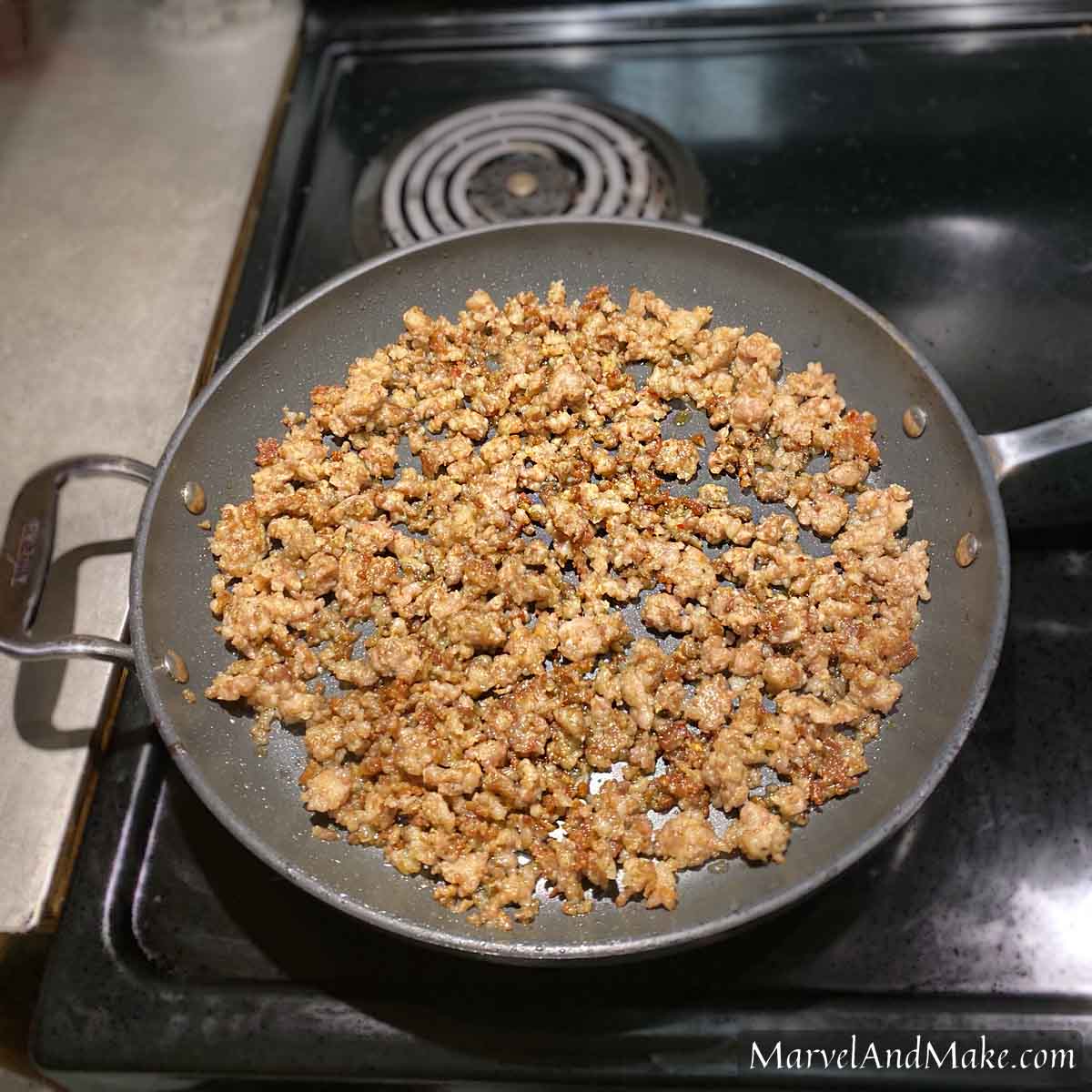 Biscuits Loaded with Sausage and Cheese: the Perfect Healthy Breakfast ...