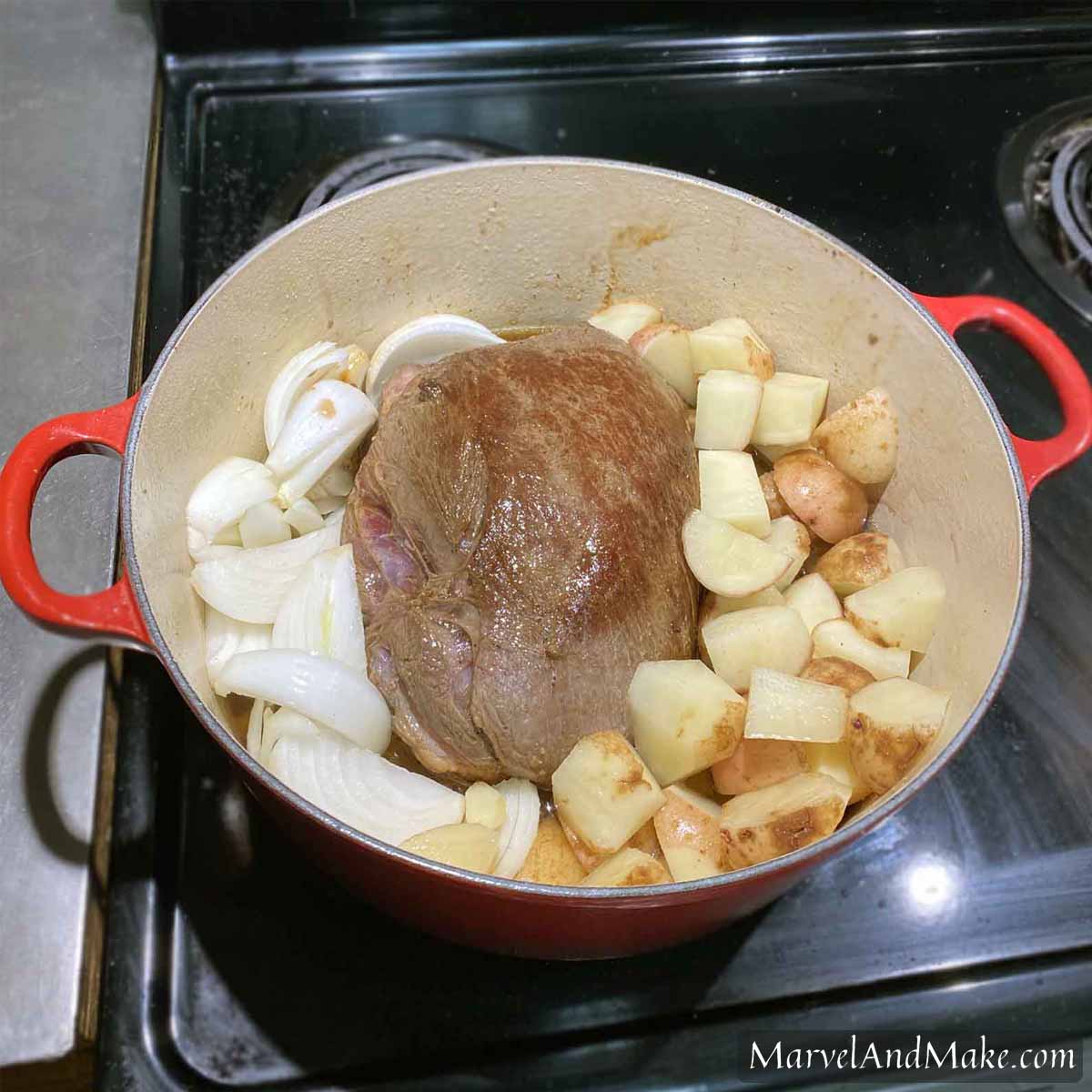 Juicy Roast and Potatoes: How to Cook a Beef Roast - Marvel & Make